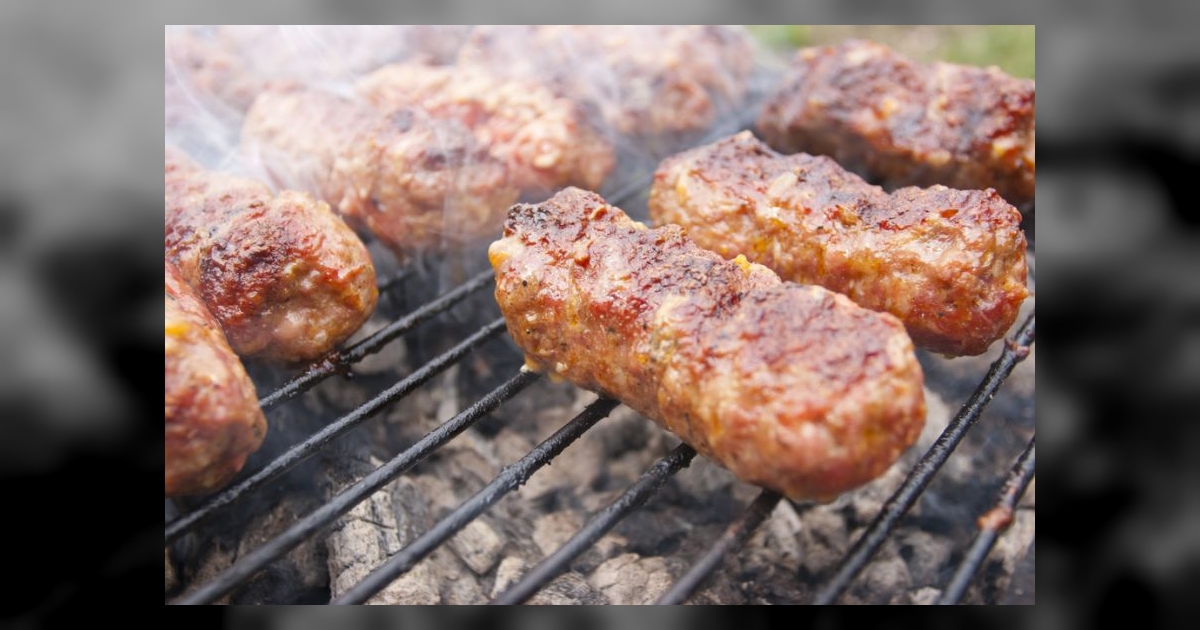 Reteta asta e de salvat! E reteta de mici pe care o cautam de ani de ...