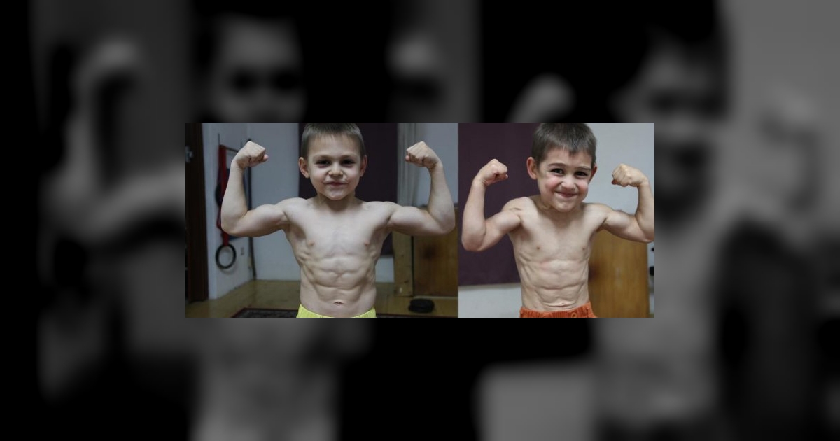 Cum arata azi Micul Hercule? Pustiul are 17 ani si e de nerecunoscut